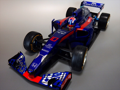 トロロッソ・ホンダ STR13 製作完成 : AS SONIC - F1RC BODYSHELL CRAFT