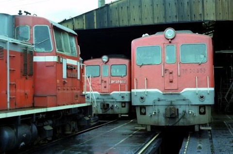 国鉄からJRに変わったころ:宮崎機関区DF50