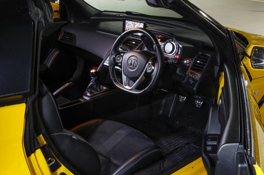 海外自動車試乗レポート : ホンダ・S660 & ダイハツ・コペン 試乗レポート