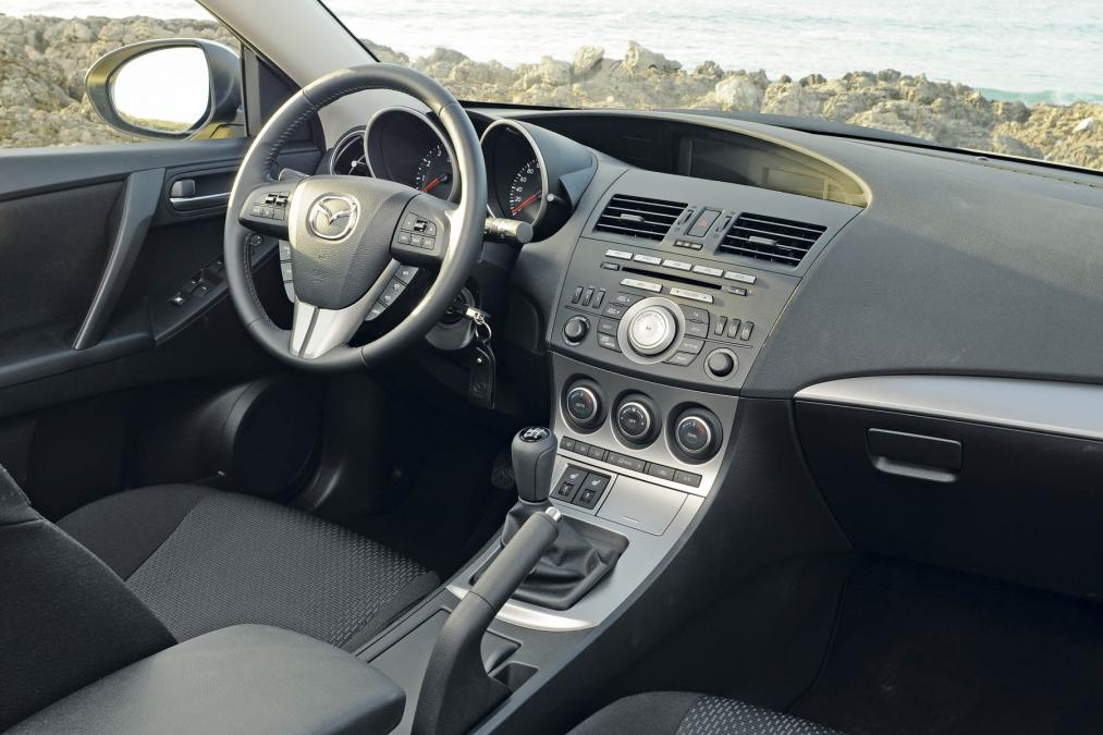 海外自動車試乗レポート : マツダ3 (2009) 試乗レポート