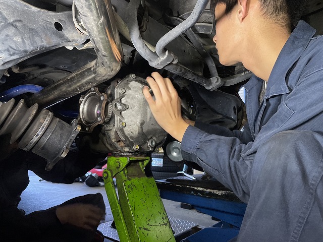 滋賀オートライフハノ エルグランド(E51)の持ち込みLSD交換(ATS) : オートライフハノ オフィシャルブログ