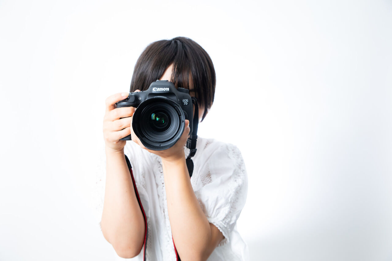 撮影現場ってどのくらい人がいるんですか? Av女優になりたい・稼ぎたい女性必見 絶対に失敗しないav女優になる方法教えます!
