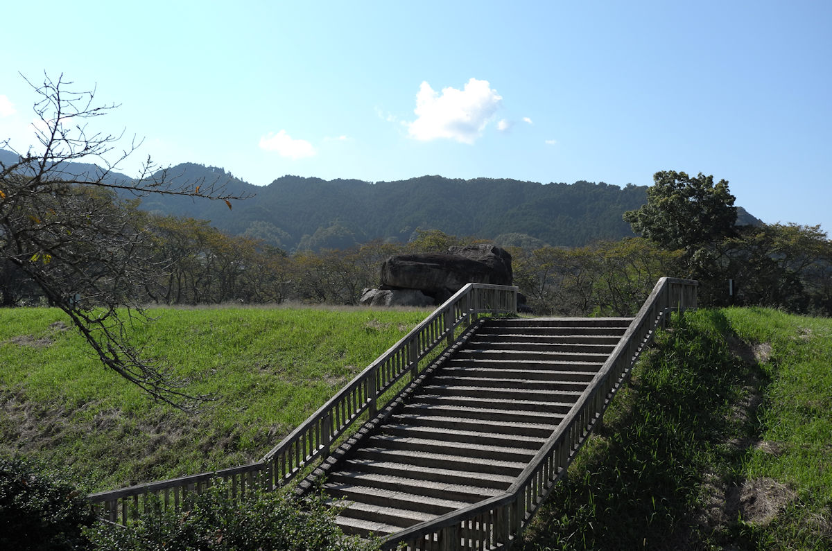 石舞台古墳 秋 : 三奥山房