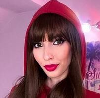 Sweet Bunny Biography, Net Worth, Wiki and New Updates : F1 Clothes