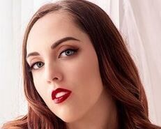 Nickey Huntsman Biography, Net Worth, Wiki and New Updates : F1 Clothes