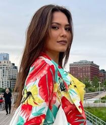 Andrea Meza Biography, Net Worth, Wiki and New Updates : F1 Clothes