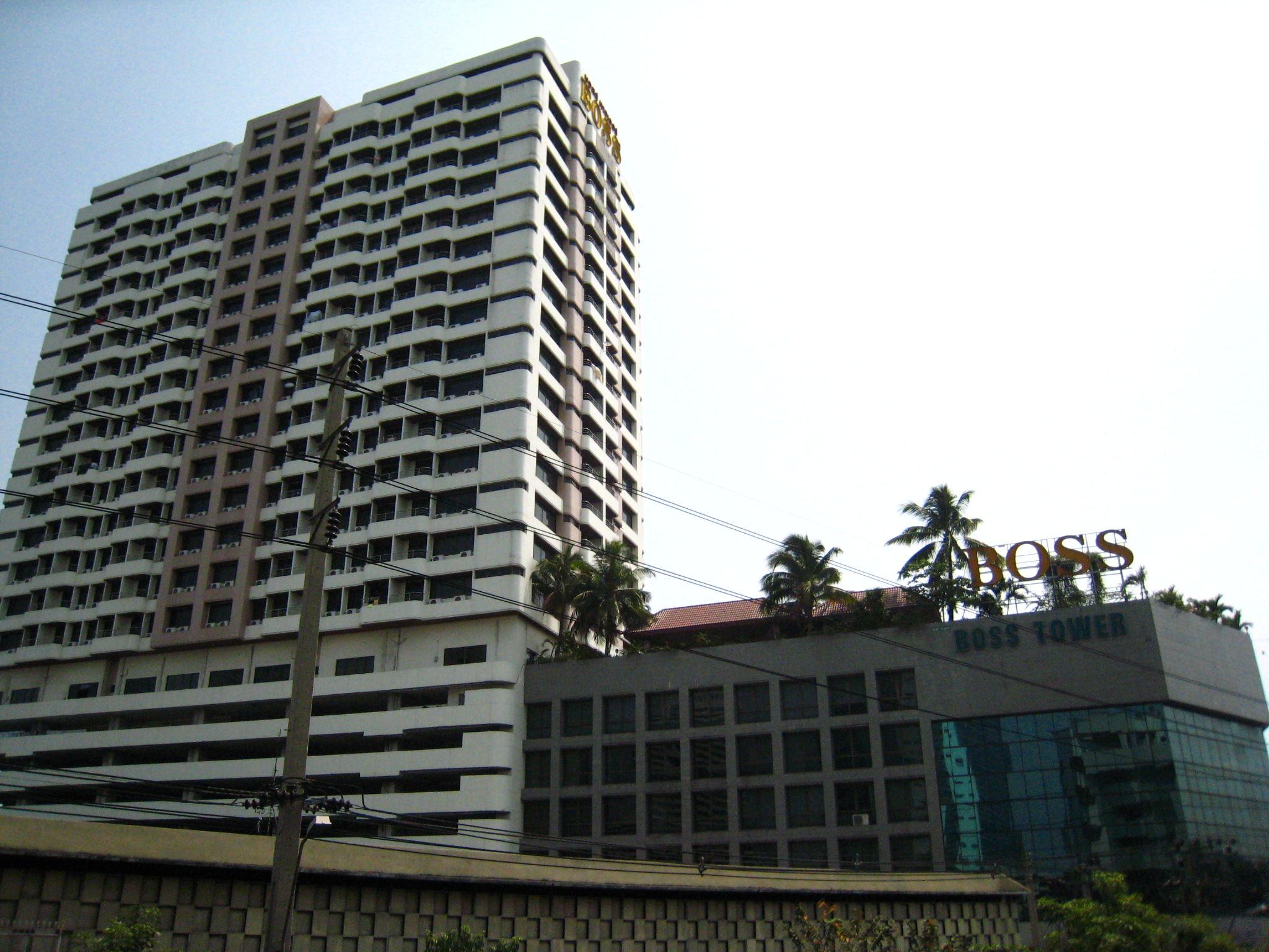 BANGKOK ROUND BLOG:BOSS TOWER