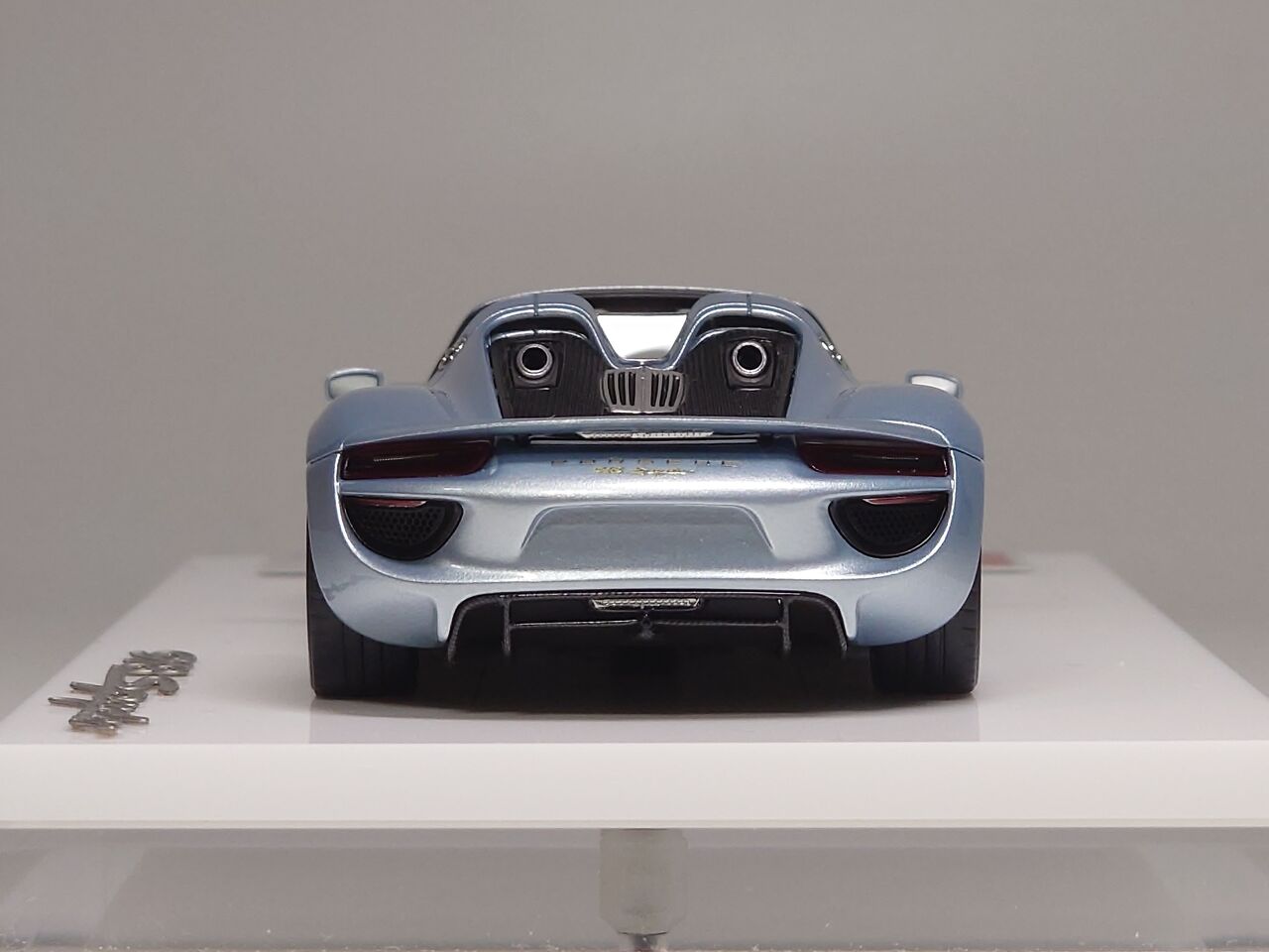 ダメもとで......EIDOLON COLLECTION 1/43 Porsche 918 Spyder 2011 Liquid ...
