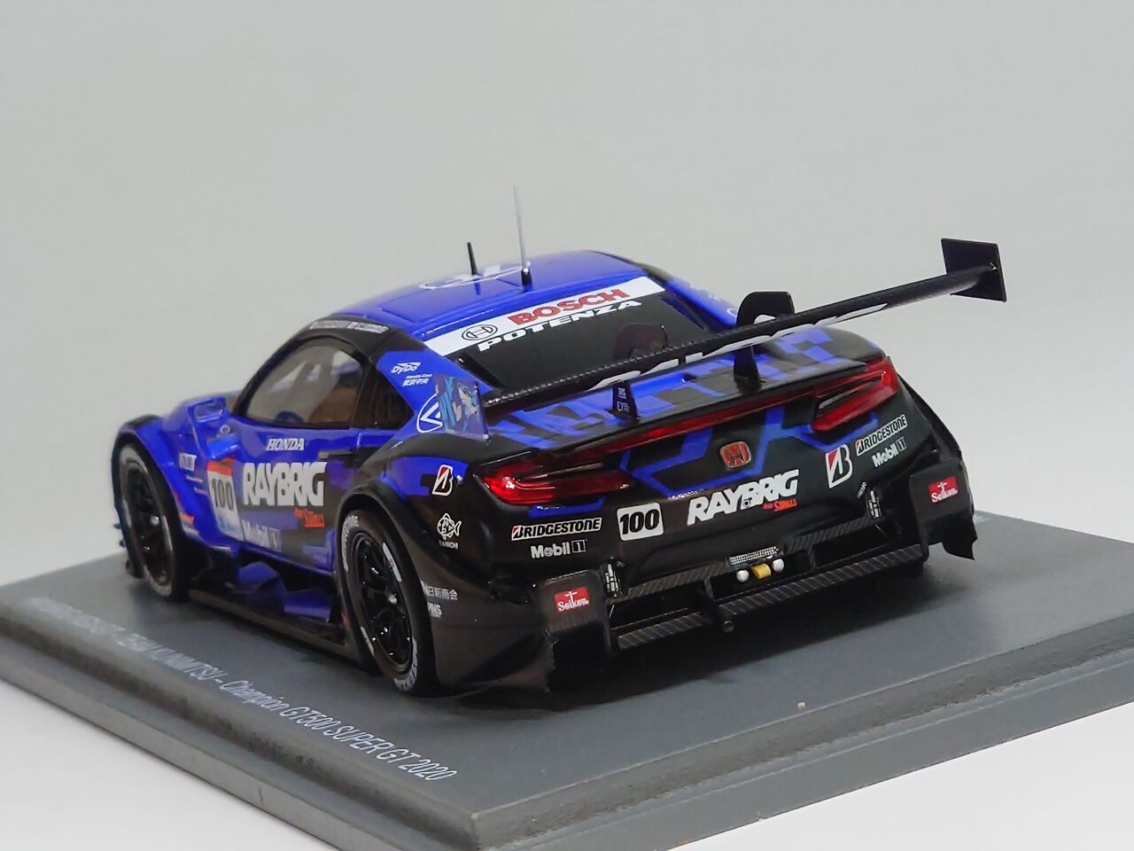 衝撃の大逆転チャンピオン決定..Spark 1/43 RAYBRIG NSX-GT 衝撃の大逆転チャンピオン決定..Spark 1/43 RAYBRIG NSX-GT