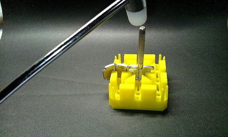 たばらん日記 :カシオ 腕時計 WAVE CEPTER WV-57HDJ-7AJF のベルト調整やってみた 解説 - livedoor ...