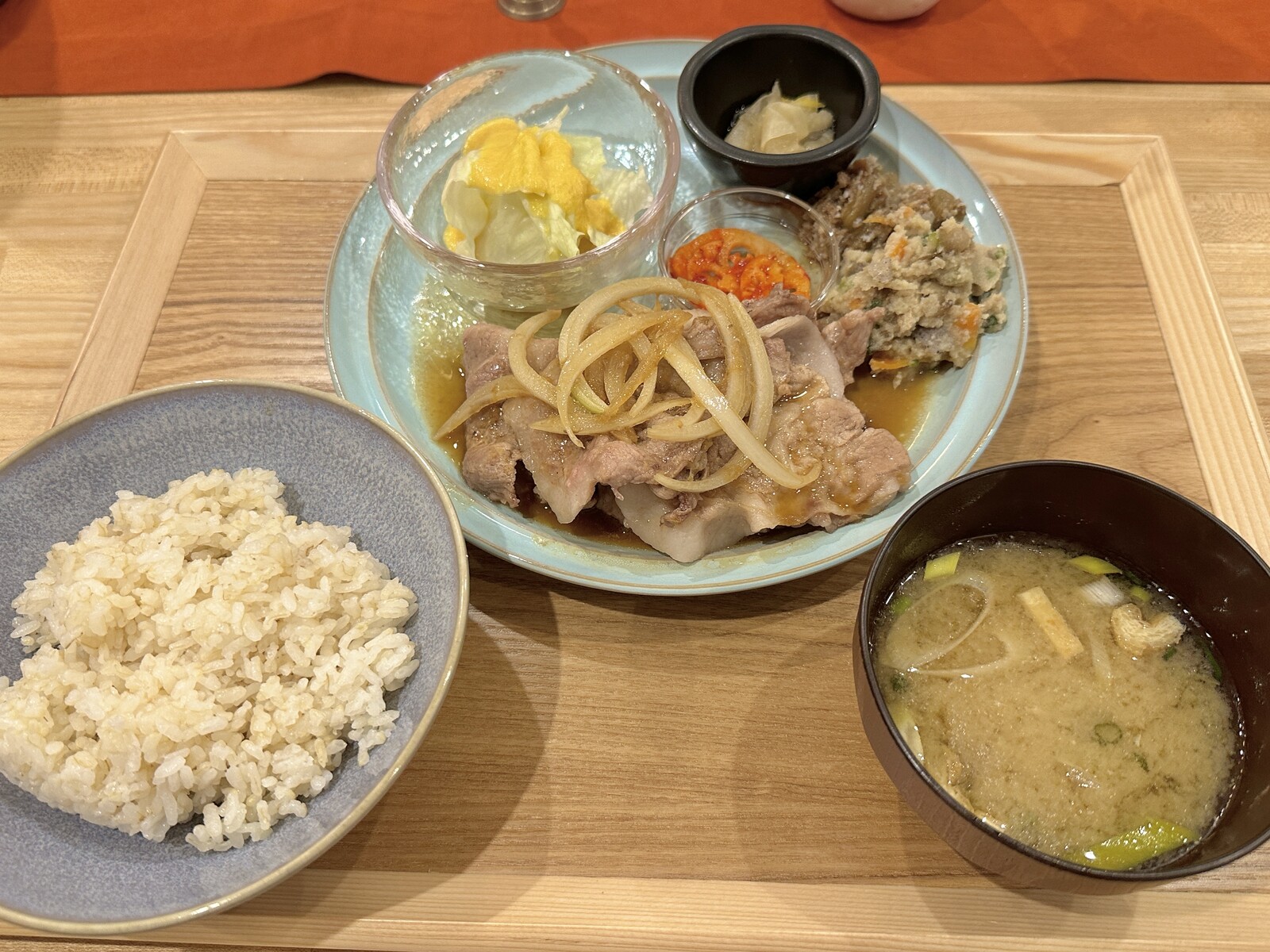 【レポ】「庭食屋+Cafe uraniwa(カフェウラニワ)」で至福の時間！南浦和の隠れ家カフェで絶品しょうが焼きに舌鼓 : さいたま浦和大宮グルメなび(浦和URA日記)