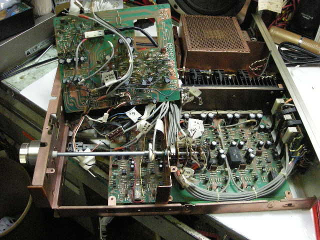 MARANTZ_SC1000_レストア記・・・・2（写真を追加） : 世界一高額なオーディオ機器チューンUP！店のブログ