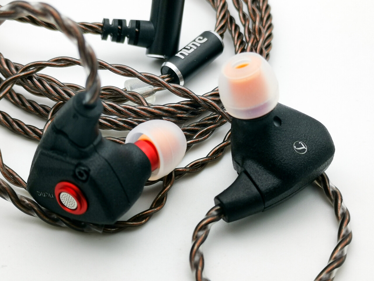 bisonicr keep walking. : 「DUNU TITAN S (ブラックバージョン)」＆「DNNU S&S (Stage ...