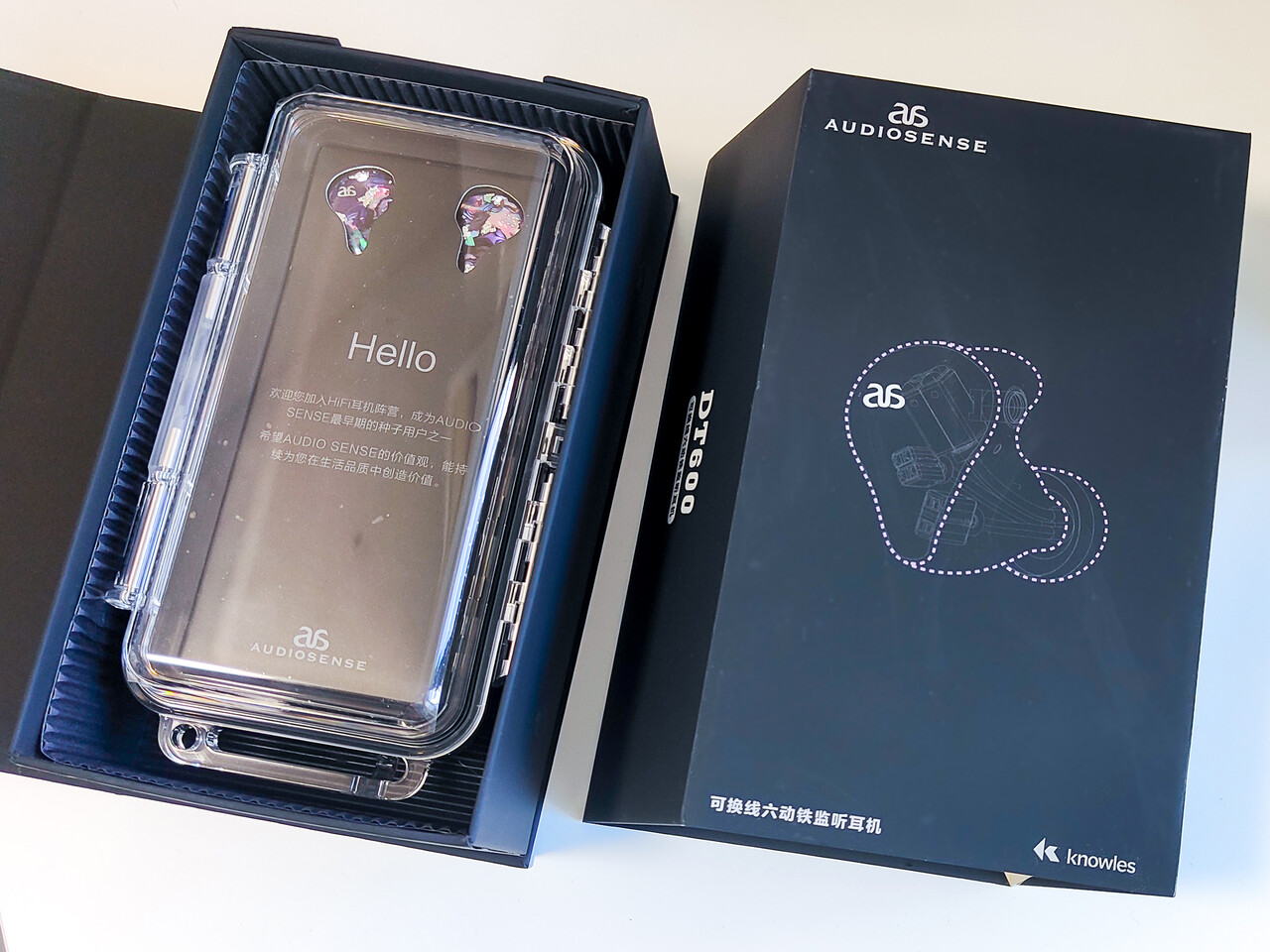 AUDIOSENSE DT600」 Knowles製ドライバーを使用した6BAモデルで AUDIOSENSE DT600」 Knowles製ドライバーを使用した6BAモデルで