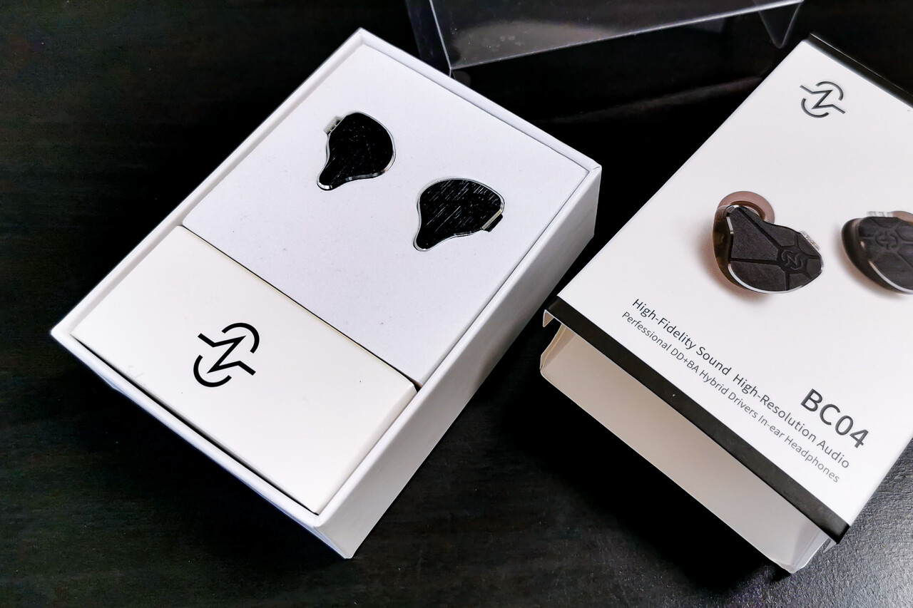 bisonicr keep walking. : 「CCZ BC04」 20ドル台/3千円台でカーボンナノチューブ振動板(CNTD)採用の ...