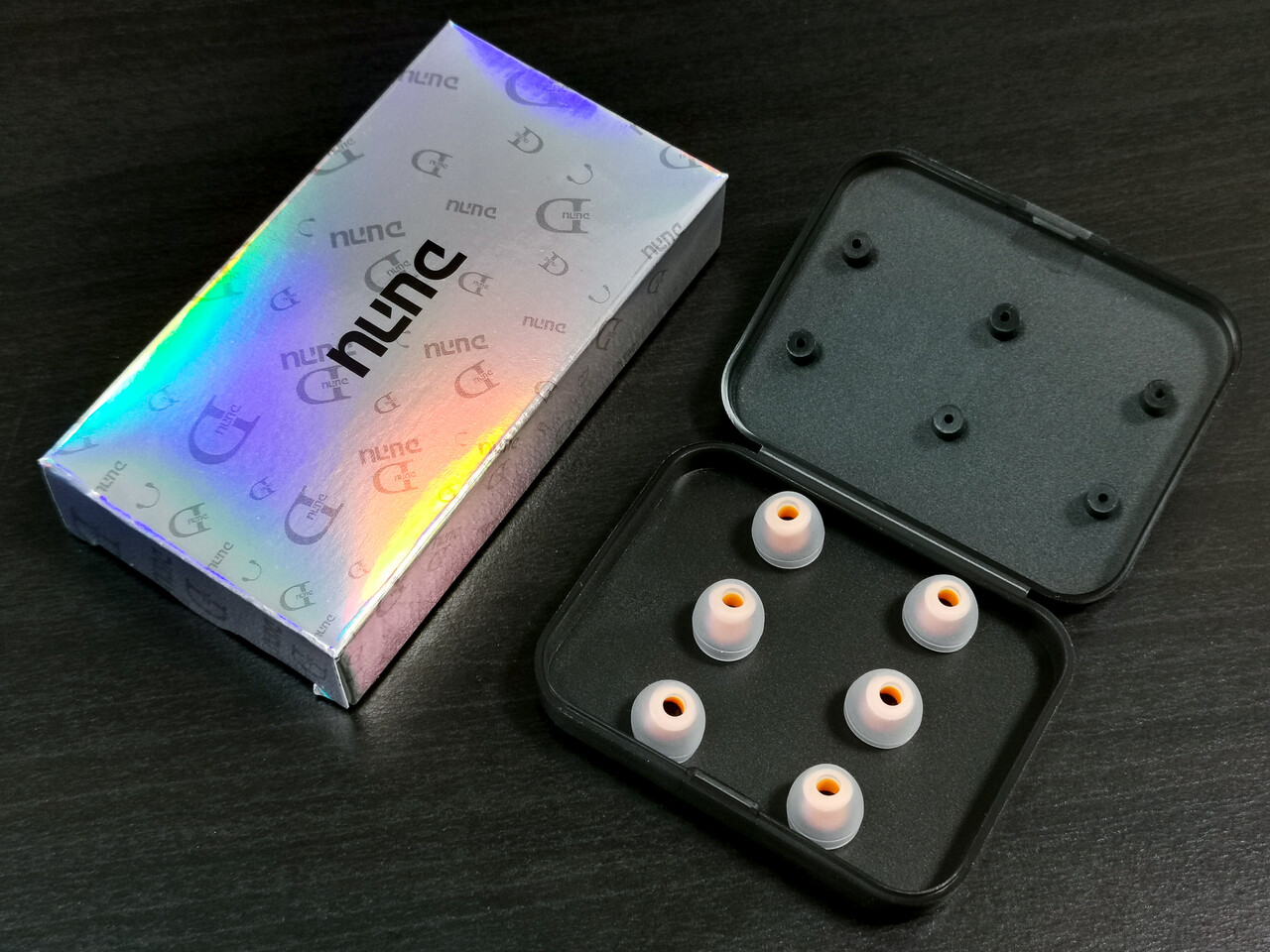 bisonicr keep walking. : 「DUNU TITAN S (ブラックバージョン)」＆「DNNU S&S (Stage ...