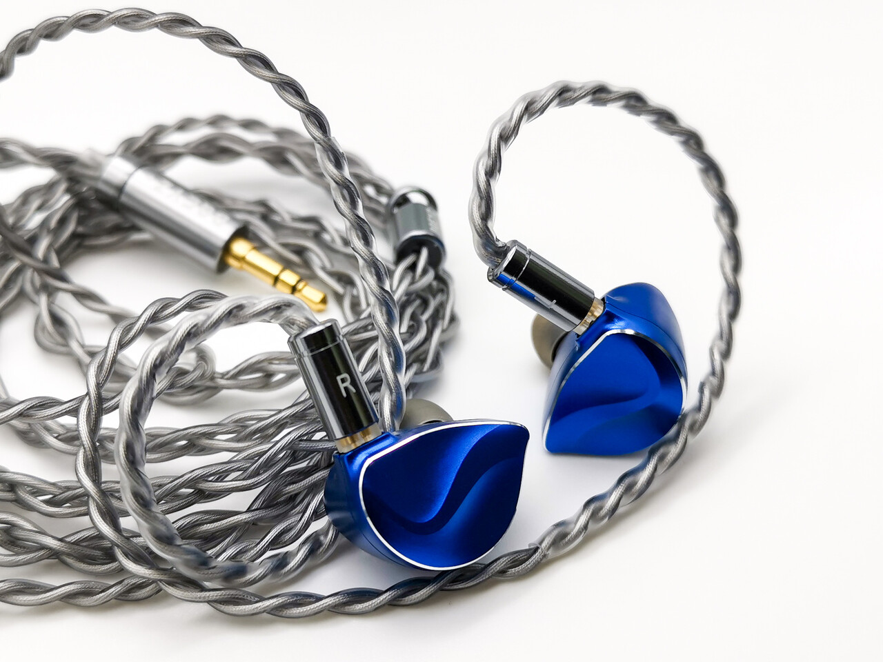 BQEYZ × Angelears Winter Ultra」 骨伝導+12mmDDハイブリッドで BQEYZ × Angelears Winter Ultra」 骨伝導+12mmDDハイブリッドで