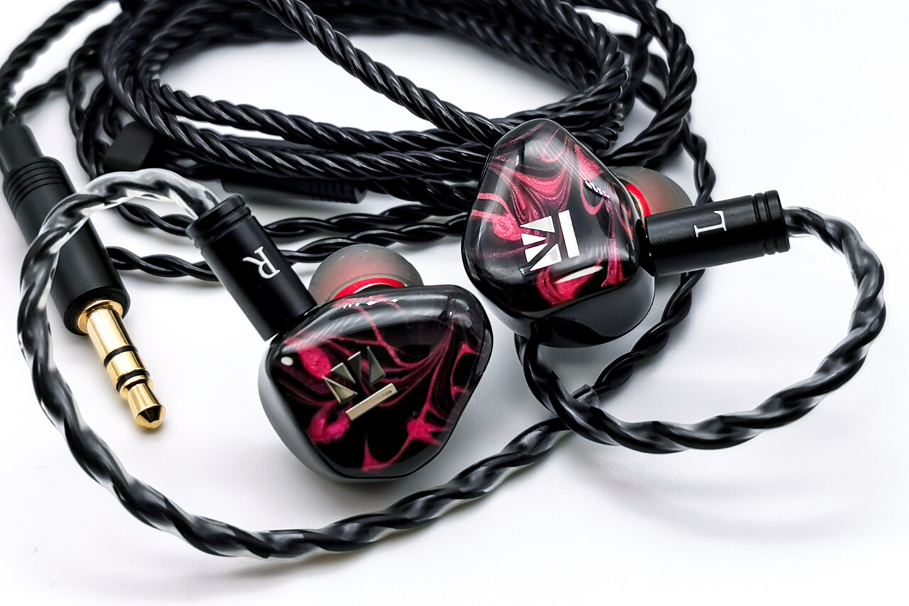 bisonicr keep walking. : 「KBEAR KB01」 ベリリウムコート振動板ドライバー搭載。コンパクトな3Dプリント ...