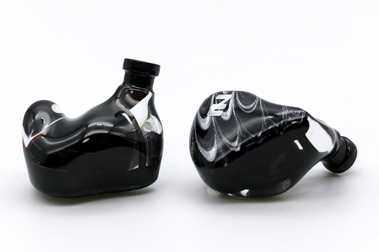 bisonicr keep walking. : 「INTUAURA Luna Plume (羽墨)」 美しい3Dプリントシェルに高品質 ...