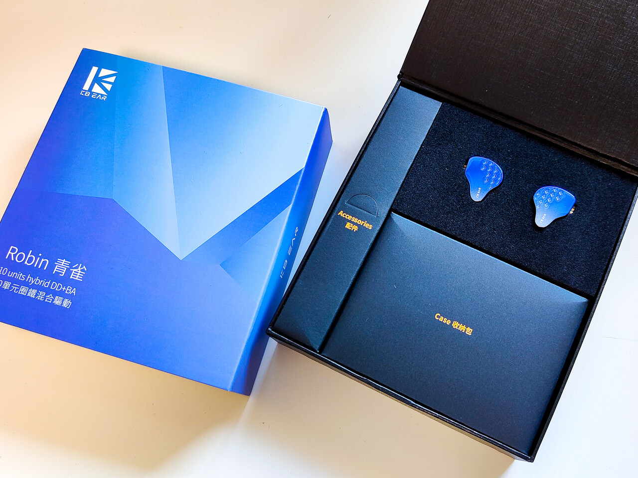 bisonicr keep walking. : 「KBEAR Robin」 4BA+1DD構成で50ドルクラス。印象的なデザインと適度に ...