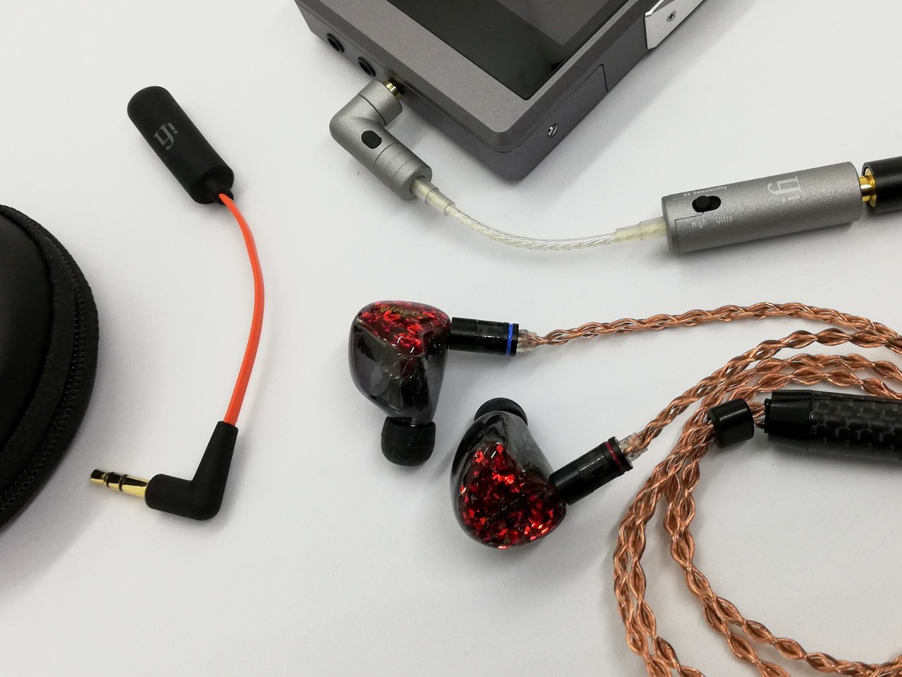Yinyoo HQ12」 ついに片側12BAのスペックで登場。高音質ながら Yinyoo HQ12」 ついに片側12BAのスペックで登場。高音質ながら