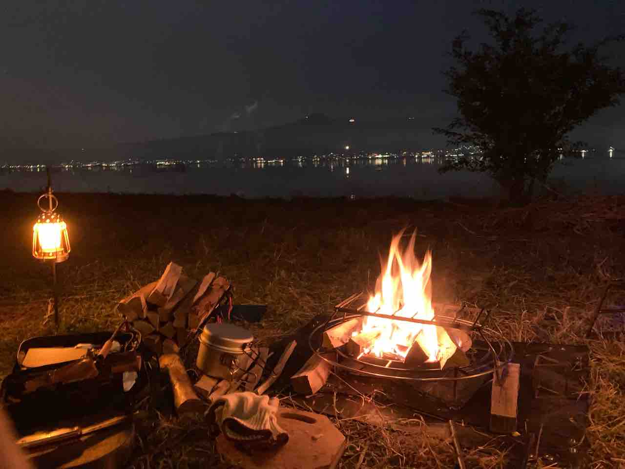 やっぱり「焚き火最高」(キャンプも最高) : Biwako Camp