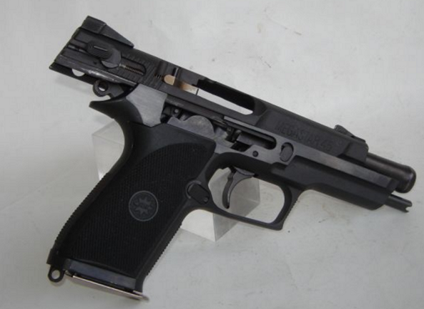 スター社が製造していたモダンピストルシリーズの一つ スター メガスター (M50) とは : Gun Geek