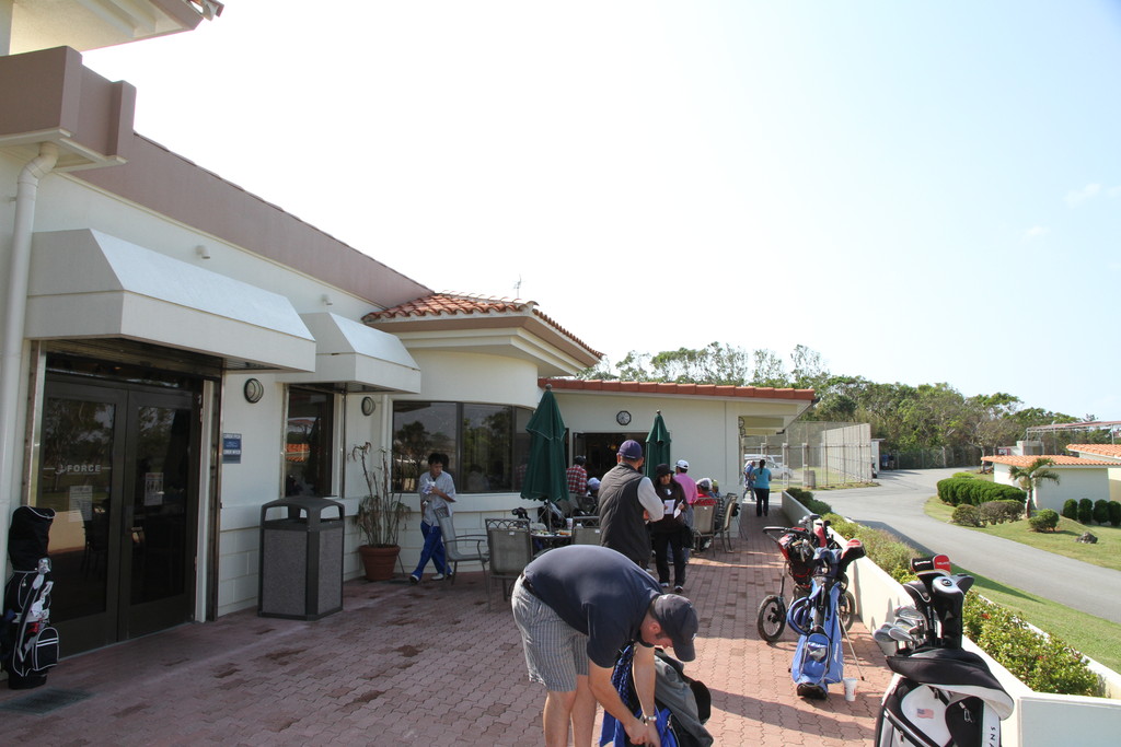 SHAKE YOUR MONEY MAKER : Chibana Golf Course: Kadena AB.