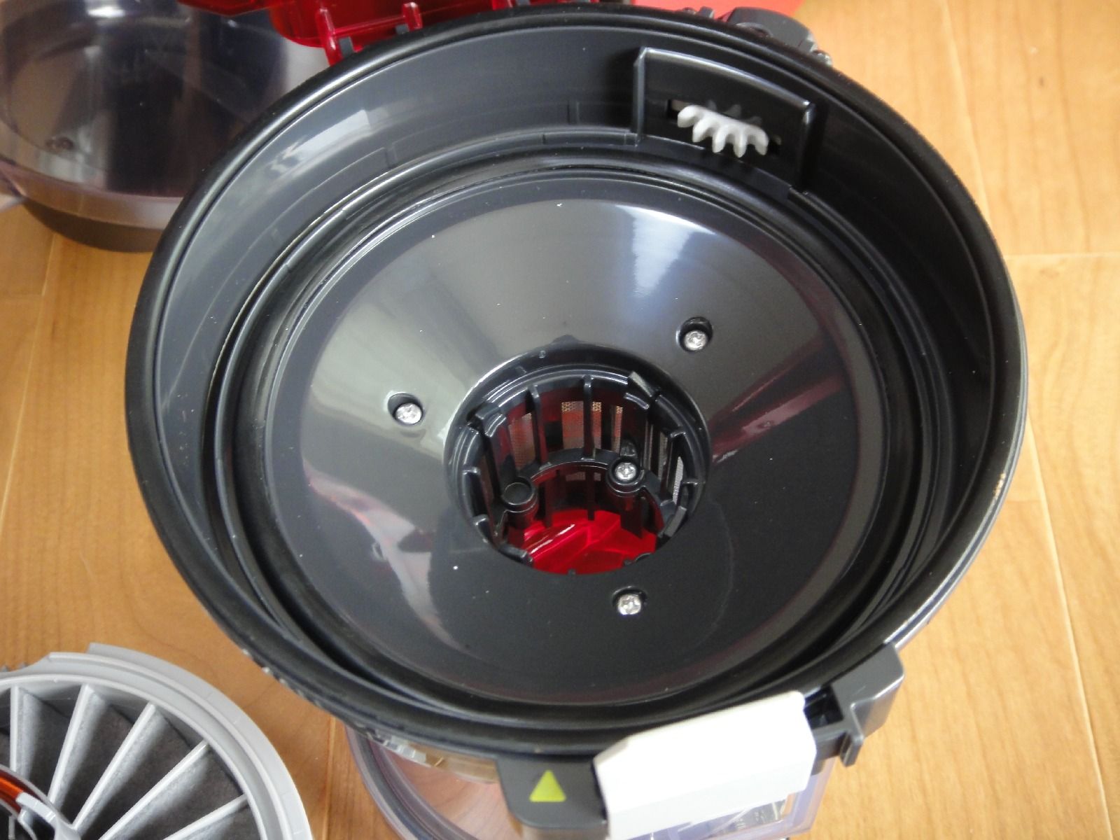 【レビュー】すごく静か、ゴミ捨て間隔もなが～いサイクロン：シャープ EC-VX300 : 碧き流星 2nd 《デジタル家電レビュー》