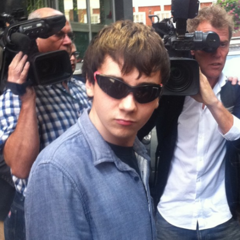 「LulzSec Reborn（復活のLulzSec）」画像共有アプリ「TweetGif」から、Twitterユーザーのアカウント情報 1万件 ...