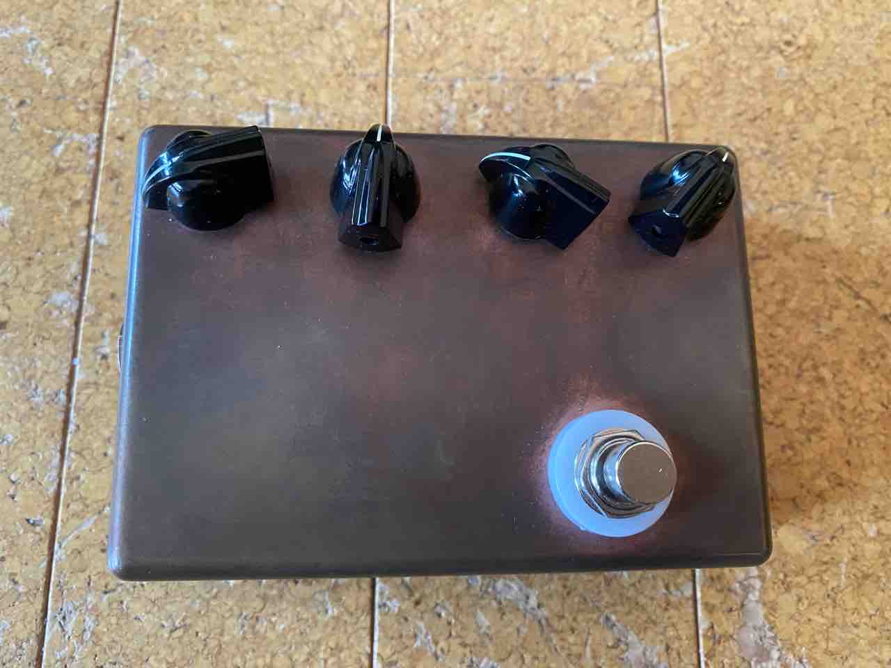 Golden Valve のクローン かもしれない? : 楽器いじり Golden Valve のクローン かもしれない? : 楽器いじり