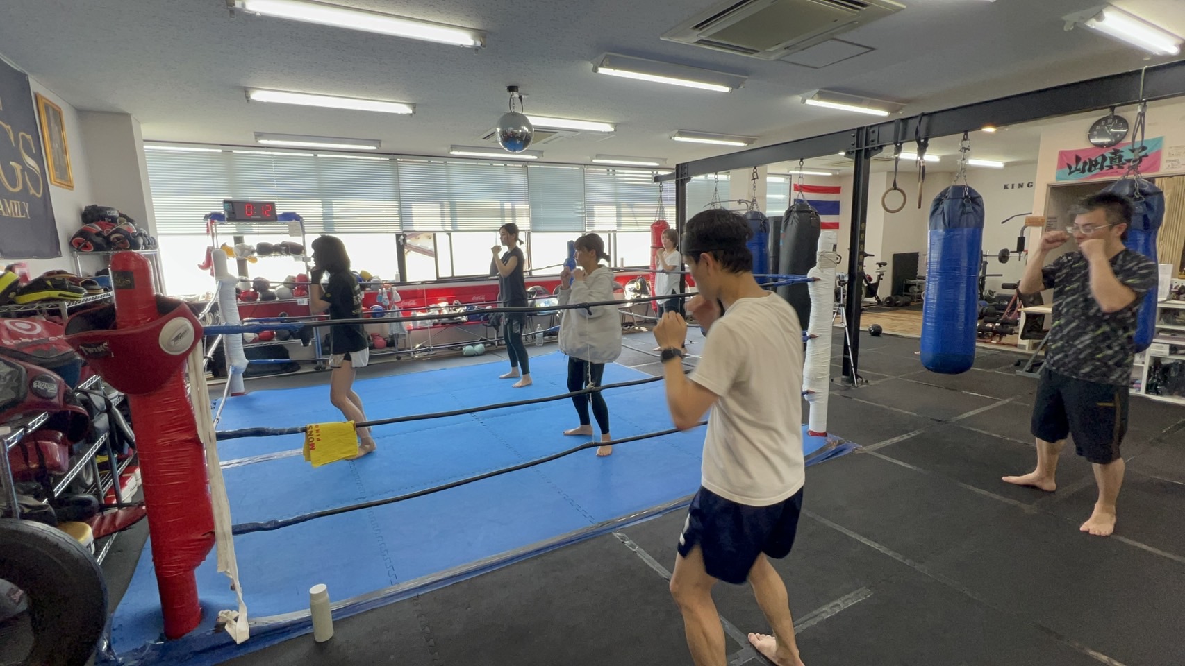 毎月第2第4水曜日午前11時よりMIKAインストラクターのピラティスを使った自重ストレッチ！！昨日も大盛況頂き誠にありがとうございました ...