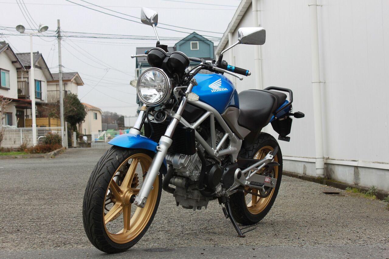 バイク館 SOX ブログ・珍しい独自輸入バイクが多数あります : 入庫車紹介！HONDA VTR250
