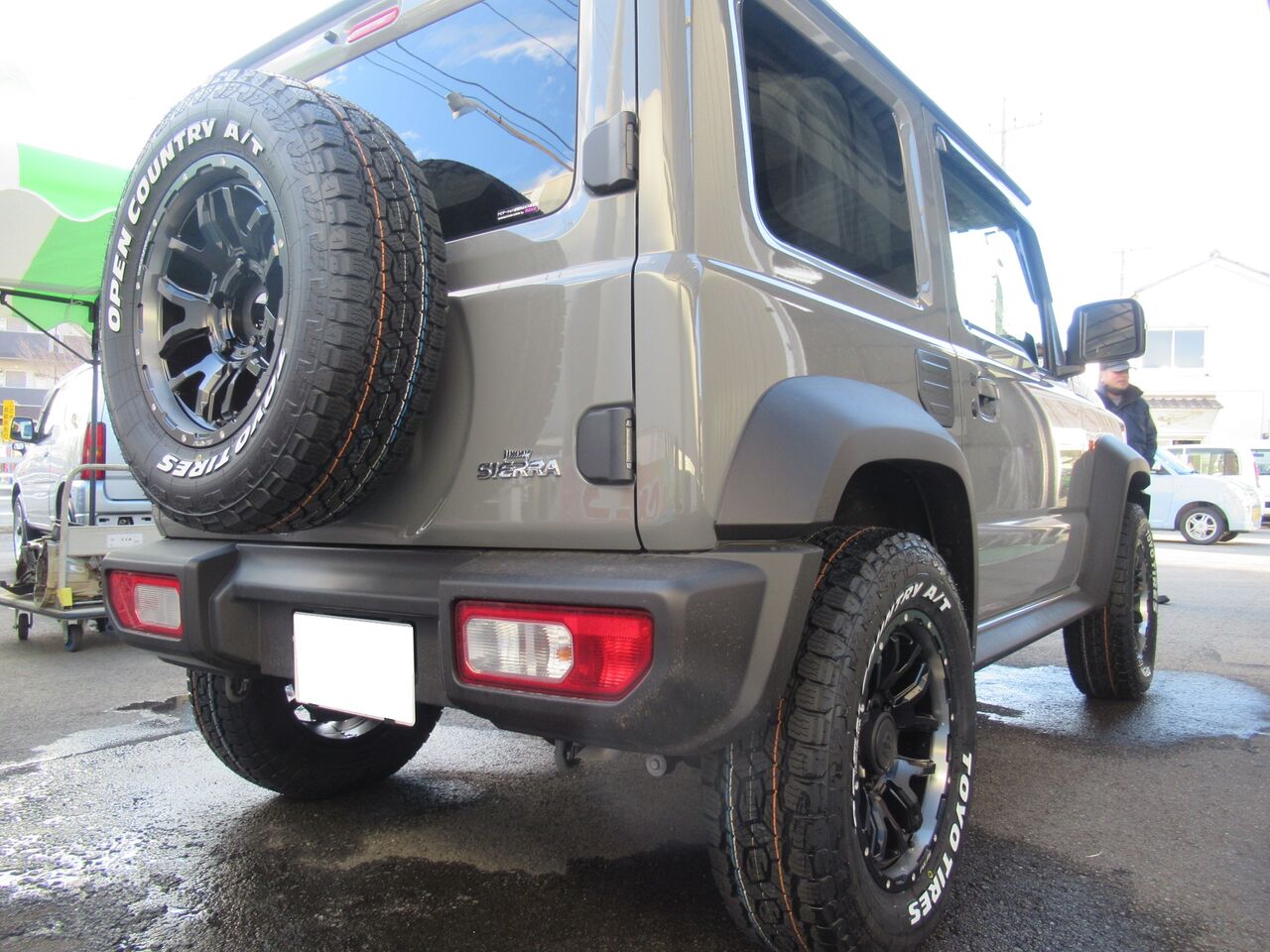 SIT様JB74 タイヤ＆ホイール交換でお預かり！ : ジムニースタジオ 甲府昭和インター店 スタッフブログ