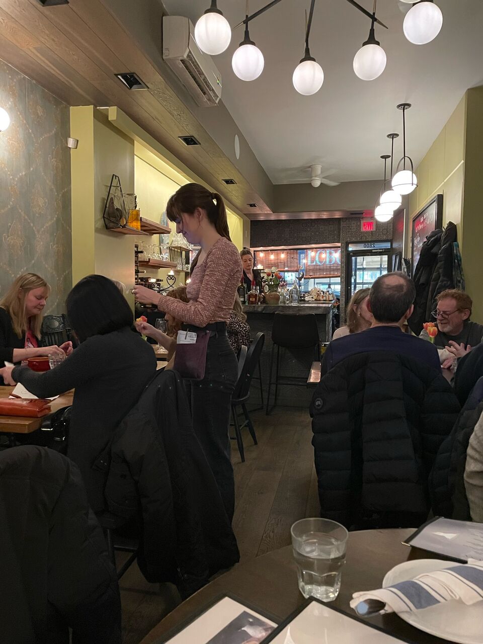 最近のお気に入りポルトガルレストラン【トロントグルメ：Luna Junction】 : カナダ生活 お酒と共に～モザイク文化の魅力