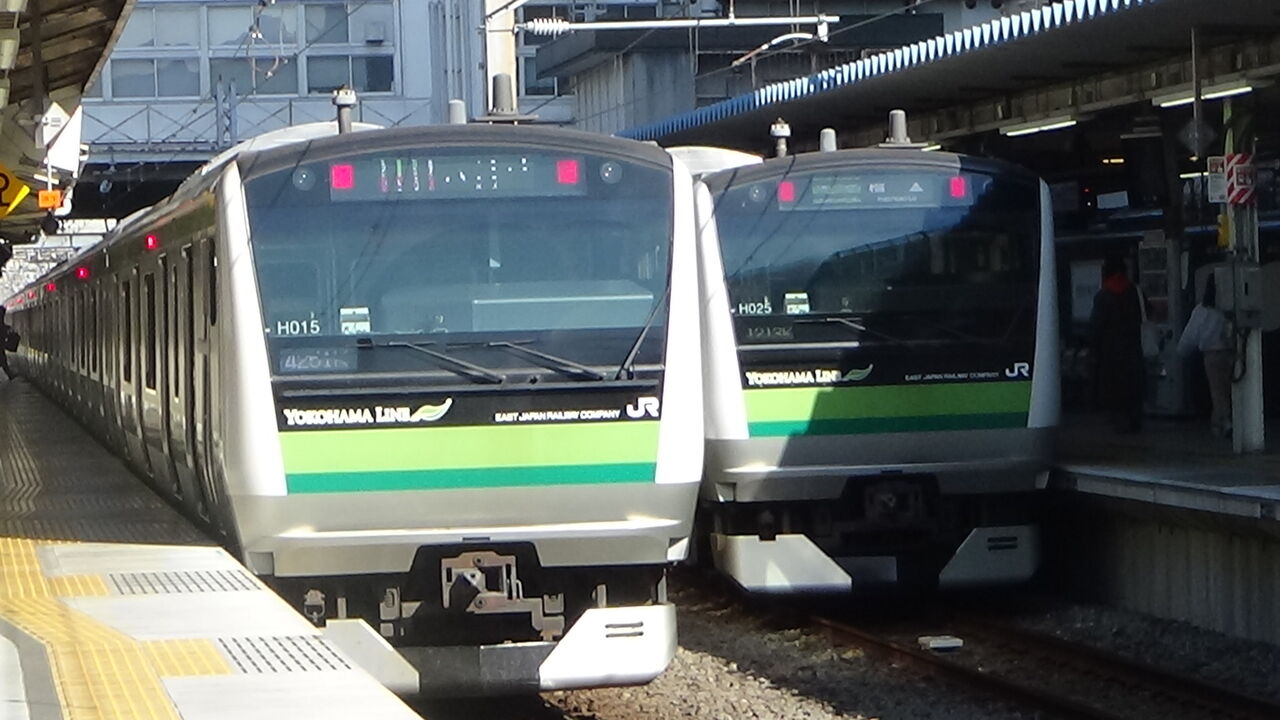 幕・電光掲示板・出発時機表示器等 : 横浜線E233系6000番台LED幕