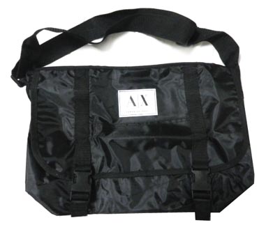 ARMANI EXCHANGEアルマーニエクスチェンジのショルダーバッグ : 京都忍法帖