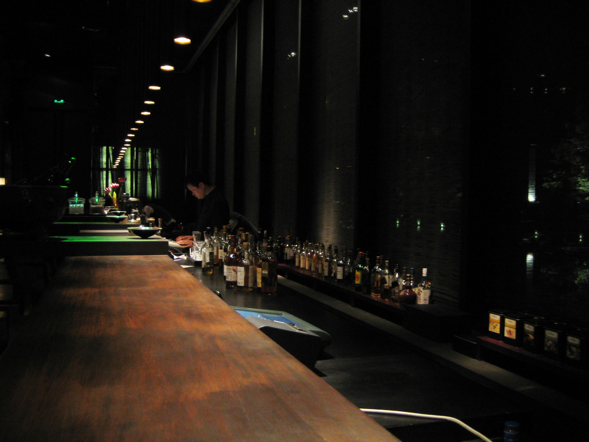 うさぎさんぽ:235．Long Bar @The PuLi Hotel and Spa （上海 バー）