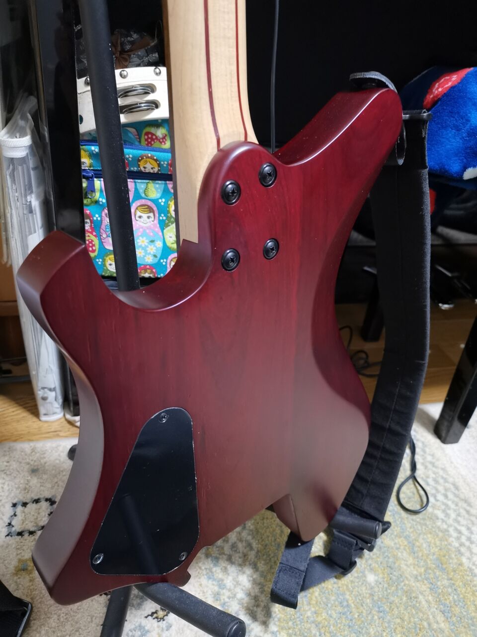 Eart 中国製ヘッドレスギター : Jazz Guitarist 四方裕介の Eart 中国製ヘッドレスギター : Jazz Guitarist 四方裕介の