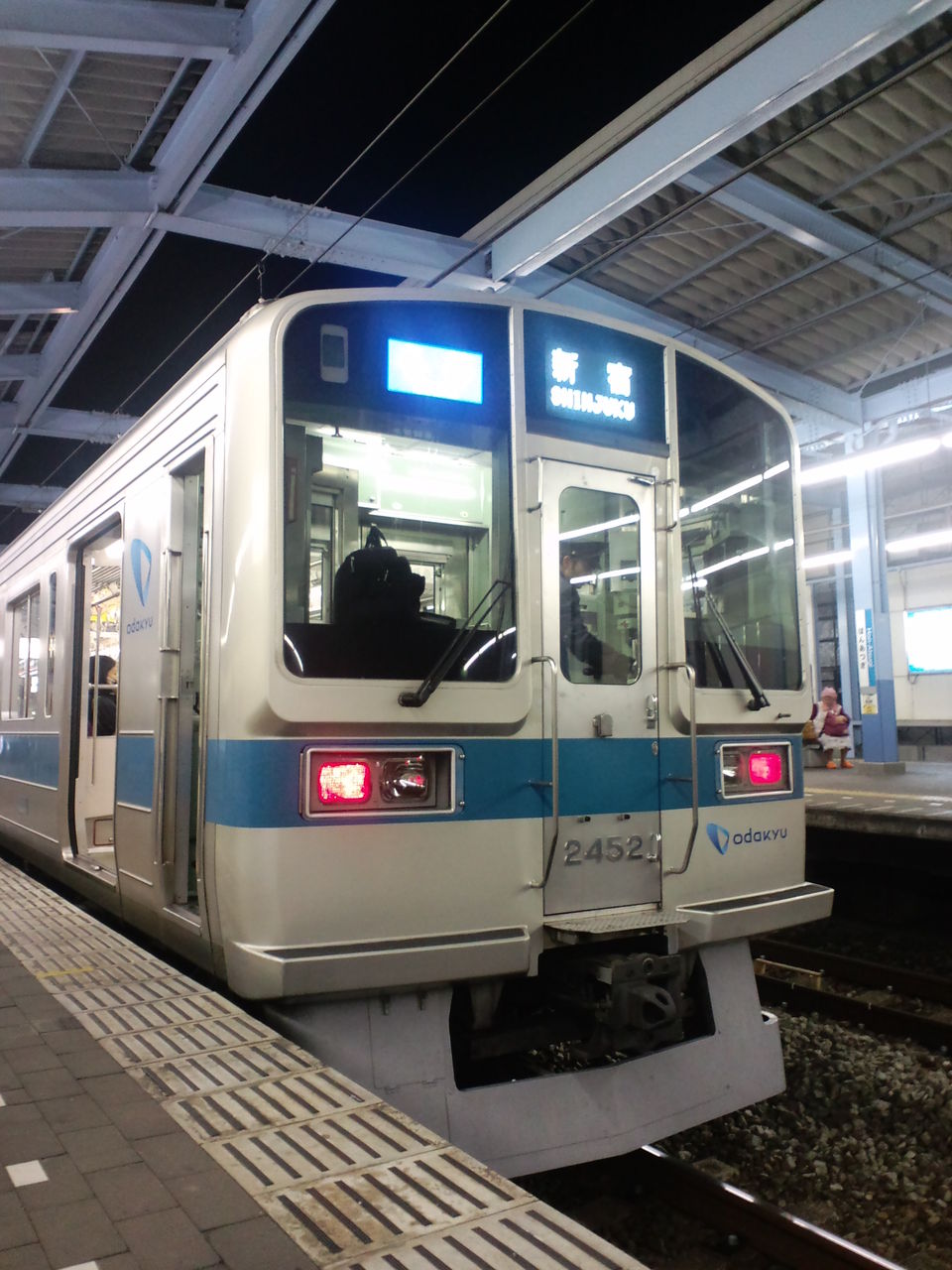 2058F撮れずとも・・・「レアな2000形」 : 小田急線かぶりつきのブログ