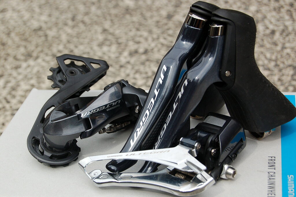 ULTEGRA R8050へ換装 : 自転車屋 中嶋