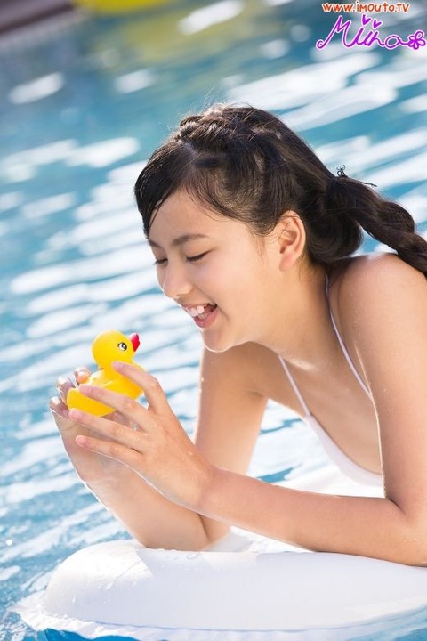 12歳前後JSJCの裸 ジュニアアイドルのビキニはセミヌード同然 : ちょっとエッチなブログ（～25.5.5）