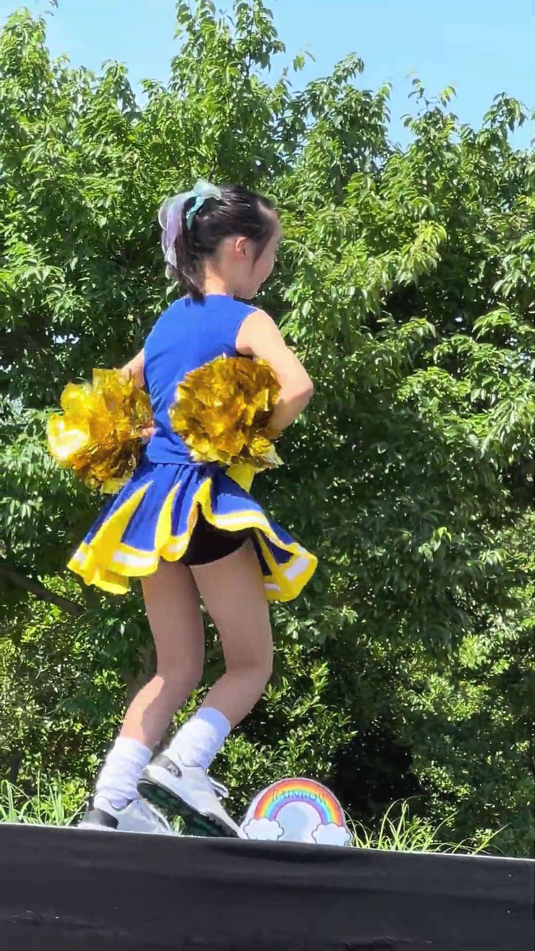 全く汚れていない処女JSJCチアガールのパンチラ！ RAINBOW鳥取のスカートが短すぎ : ちょっとエッチなブログ（～25.5.5）