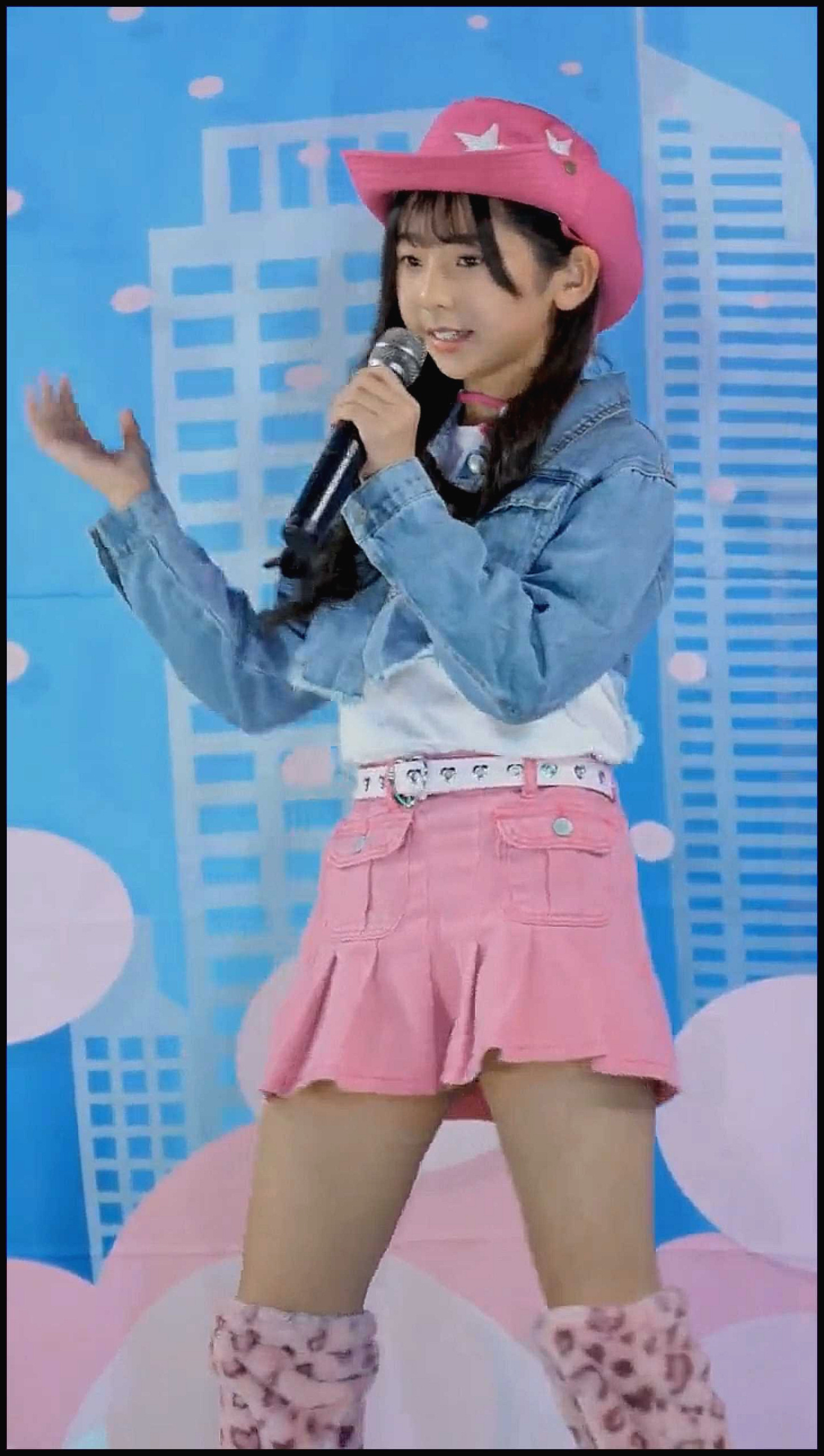 TIKTOKにはかわいい処女っ子JSJCフレッシュアイドルのミニスカート姿がたくさん : ちょっとエッチなブログ（～25.5.5）