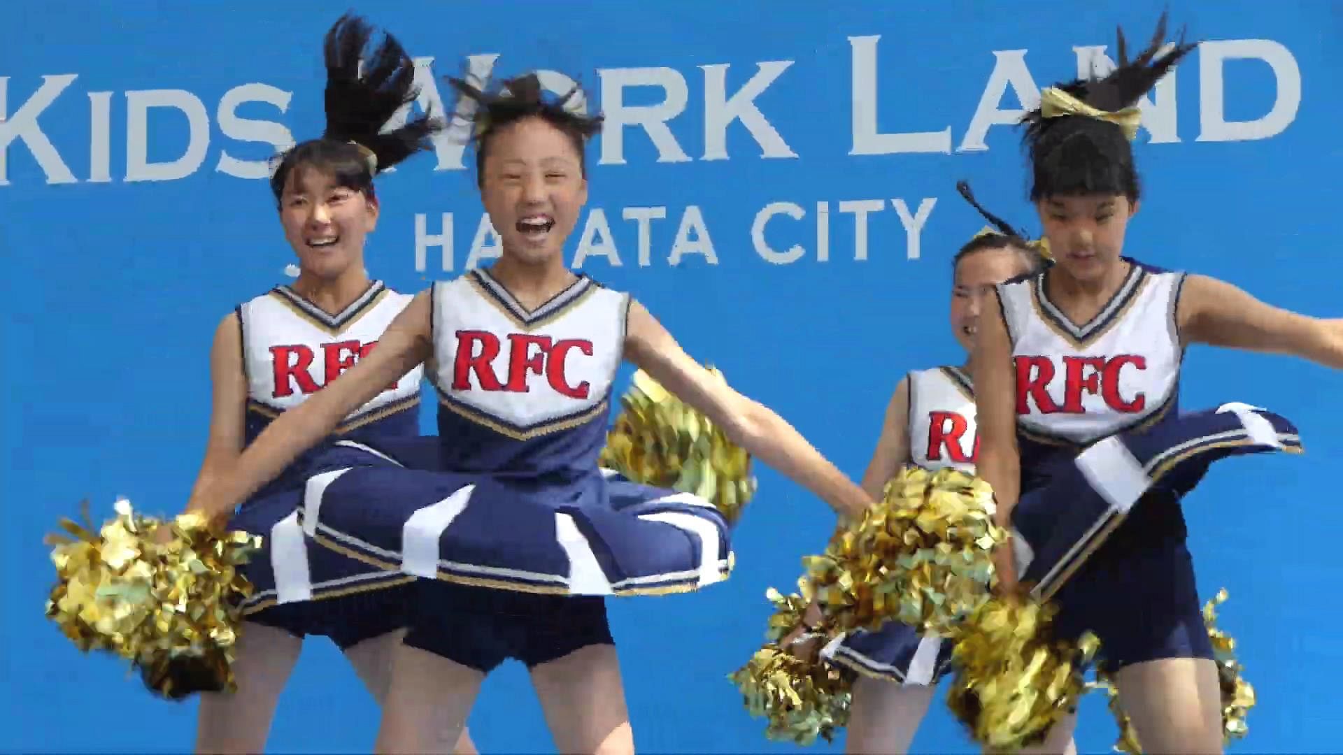 お化粧してない清純JSJCチアガールのパンティー丸見え : ちょっとエッチなブログ（～25.5.5）