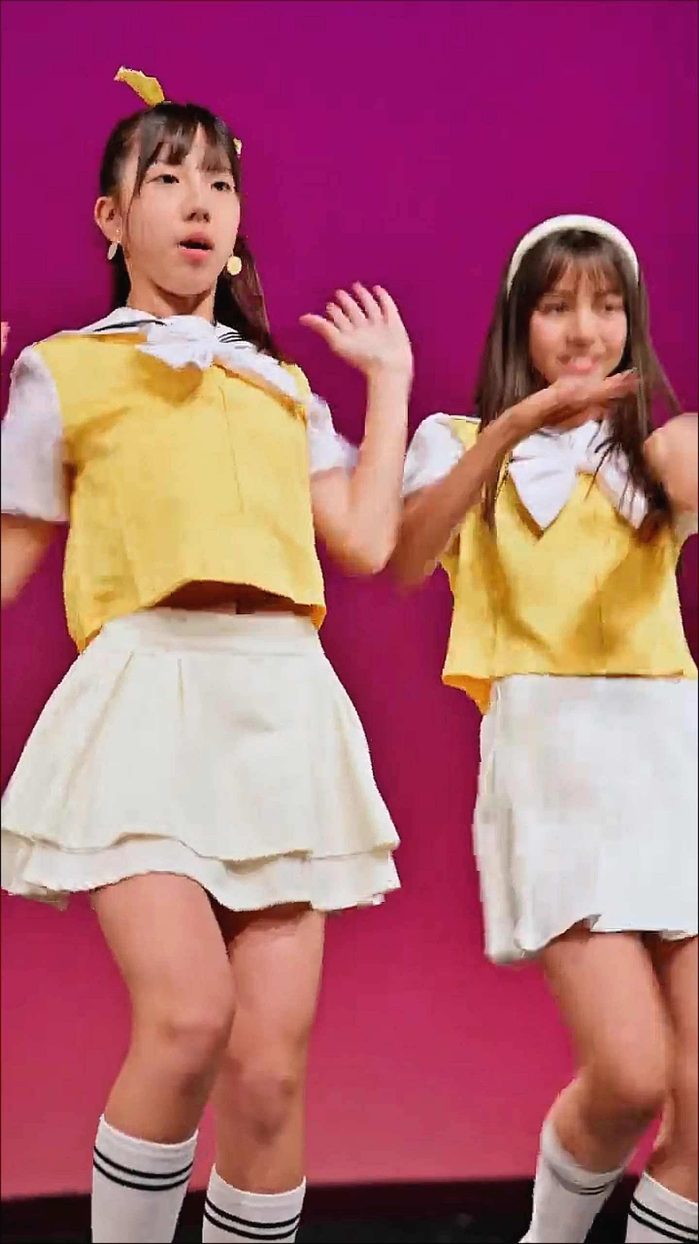 地下アイドルシュナ&ササ (ONE Era U)12歳・13歳の清楚なかわいいJSJC処女っ子アイドル白のミニスカート純白パンチラ ...