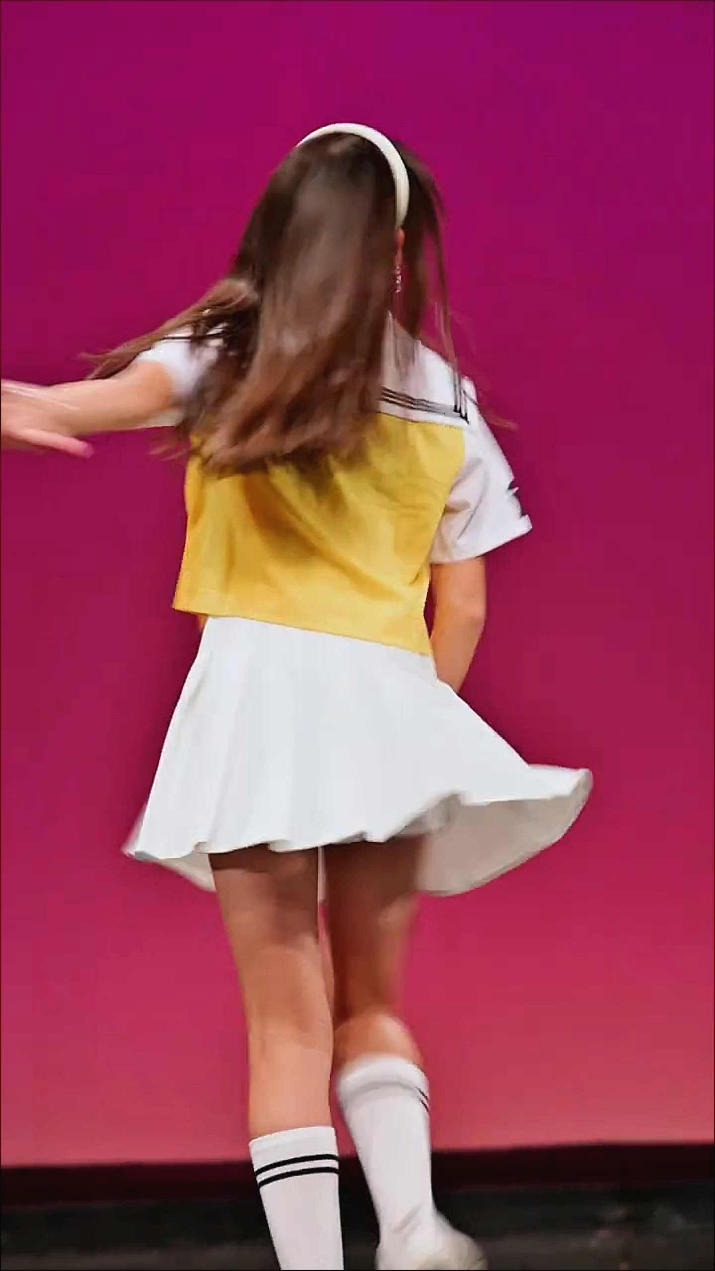 地下アイドルシュナ&ササ (ONE Era U)12歳・13歳の清楚なかわいいJSJC処女っ子アイドル白のミニスカート純白パンチラ ...