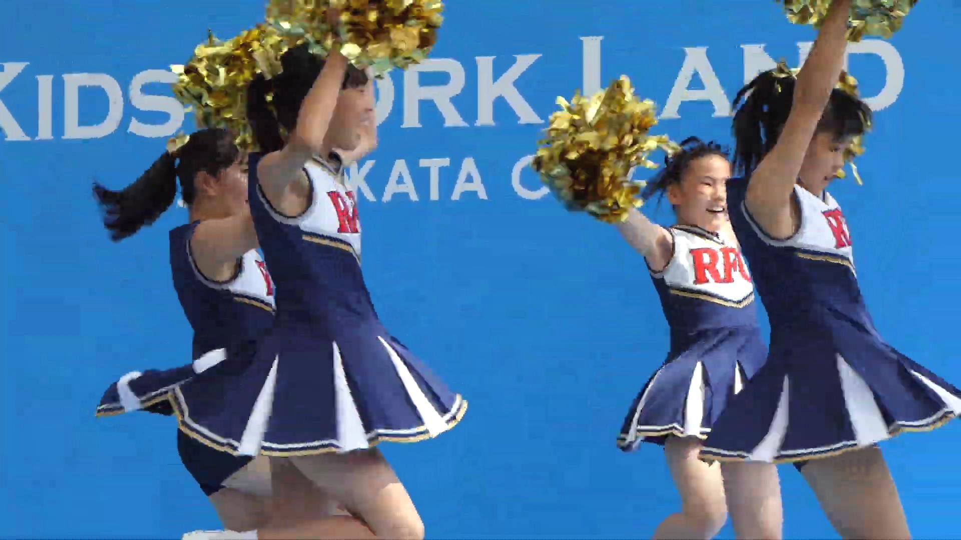お化粧してない清純JSJCチアガールのパンティー丸見え : ちょっとエッチなブログ（～25.5.5）