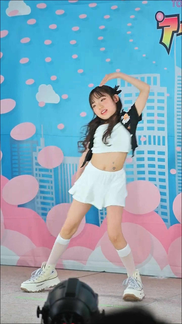 フレッシュアイドル戦線は清純JSJC（小学生女子中学生）のおへそふとももパンチラが満載 : ちょっとエッチなブログ（～25.5.5）