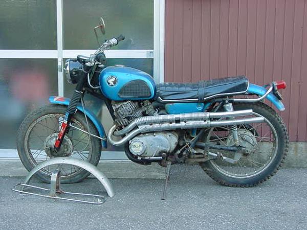 （1） 自宅に到着したCL72 : HONDA CL72 と日々の出来事